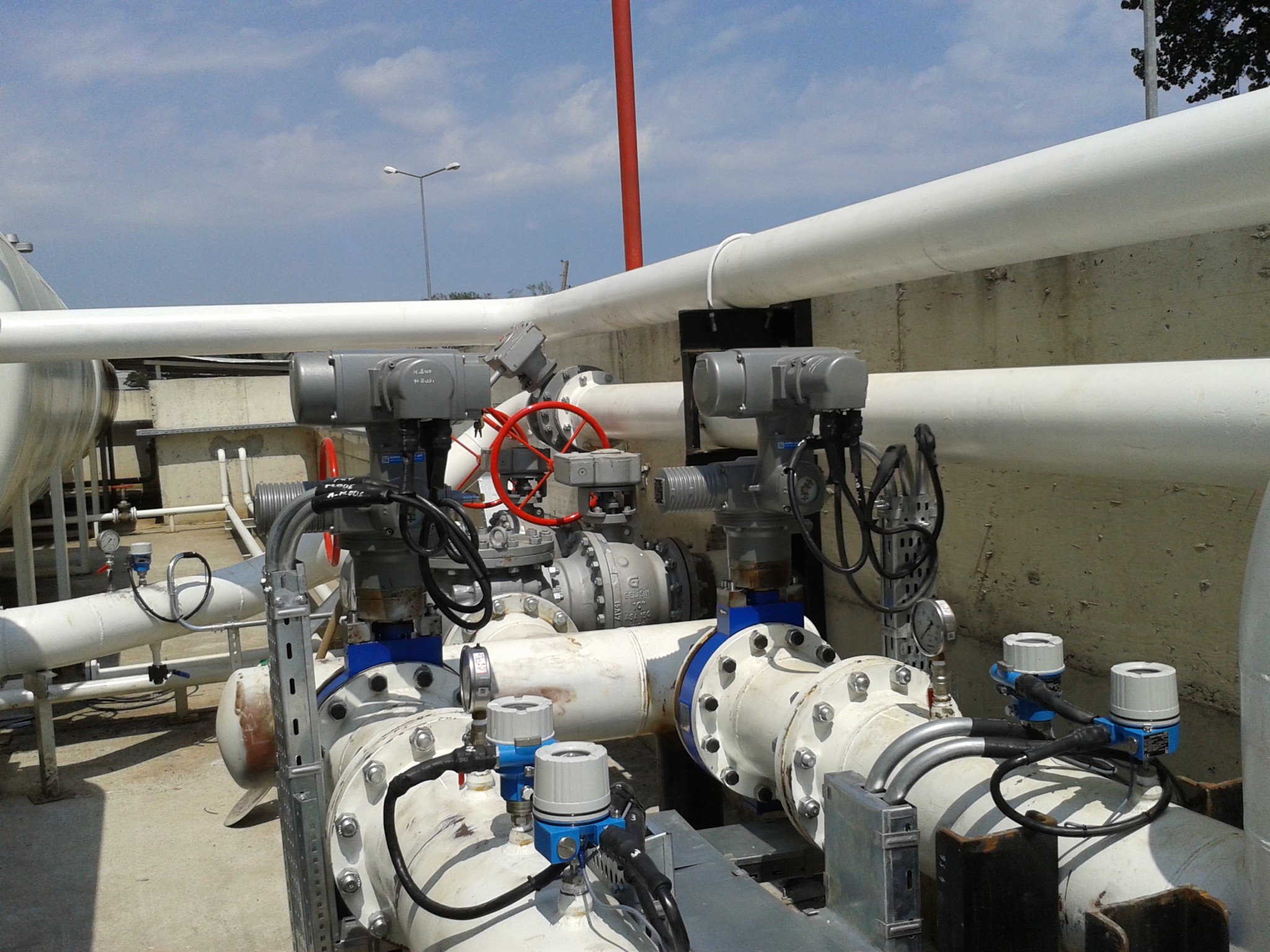 Mega Industry Control Systems | Projects Barge Loading Unloading