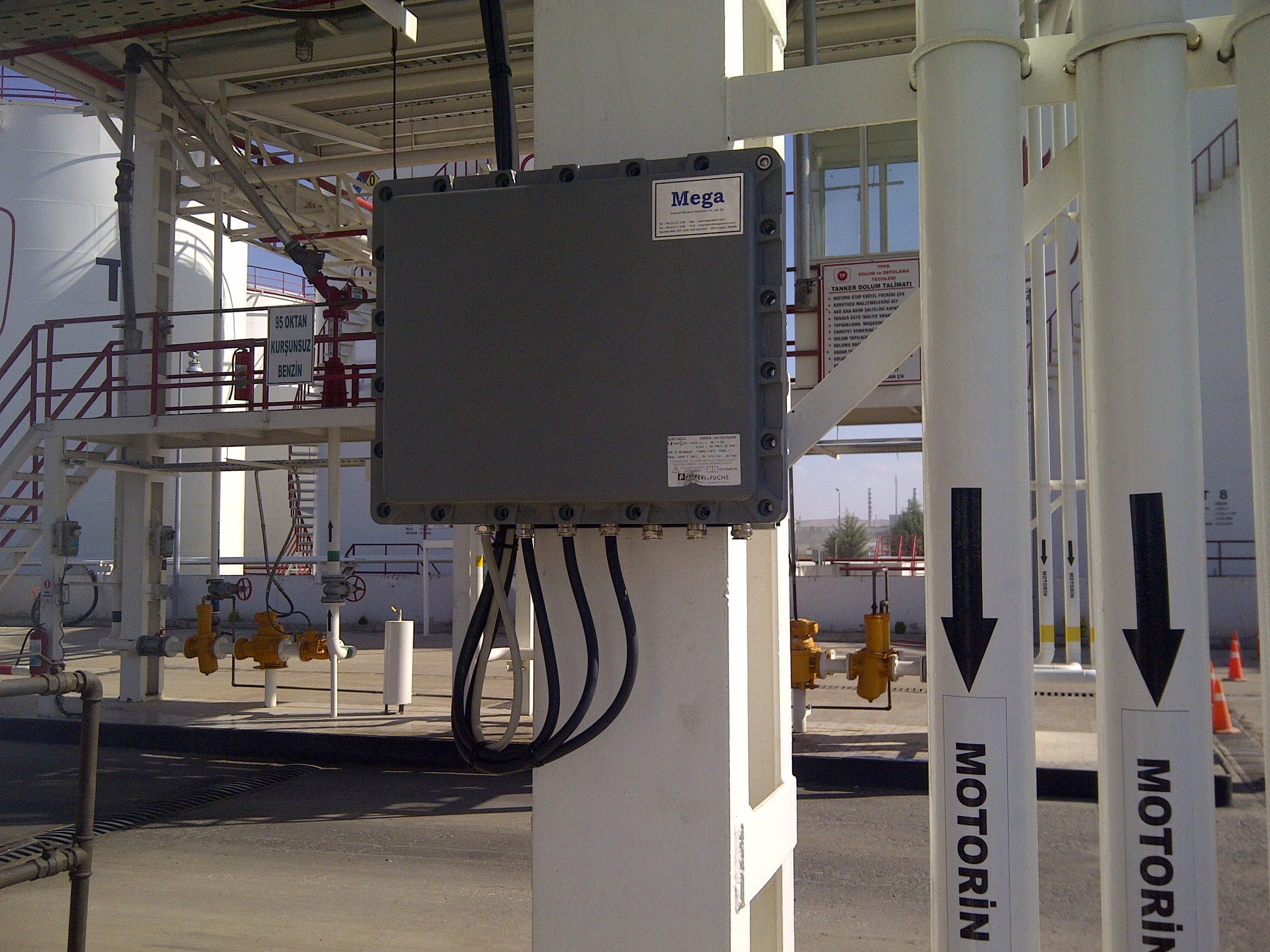Mega Industry Control Systems | Projects Electronic Tank Compartment